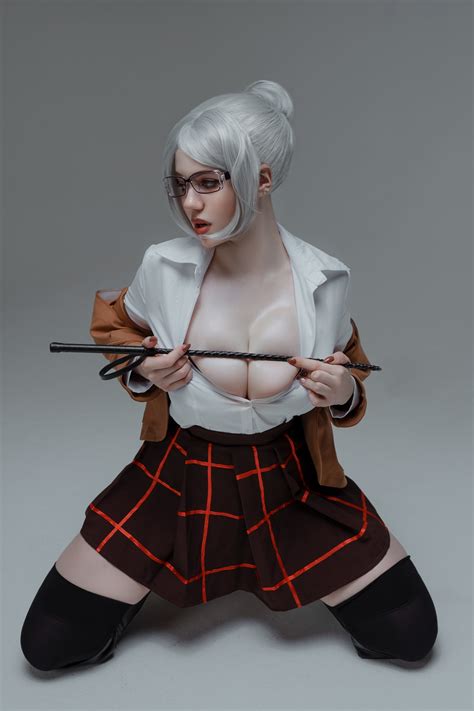 Alina Becker - Prison School. Meiko Shiraki - V2PH