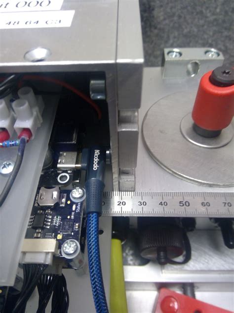 Hat Brick 5v Power Supply Without Usb Connector But Using Additionally Solded Cable Onto The