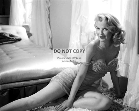 Actress Pat Sheehan Pin Up 5x7 8x10 Or 11x14 Publicity Photo Op 620
