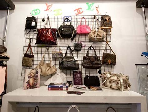 Fashionably Yours Blogto Toronto