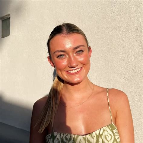 Lilly Lilly Duus Threads Say More