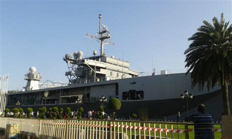 ამერიკული სამხედრო გემი ბათუმში Batumelebi • • Batumelebi Ge