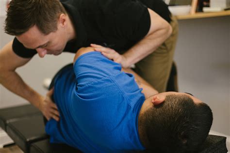 6 Telltale Signs You Need A Chiropractic Adjustment