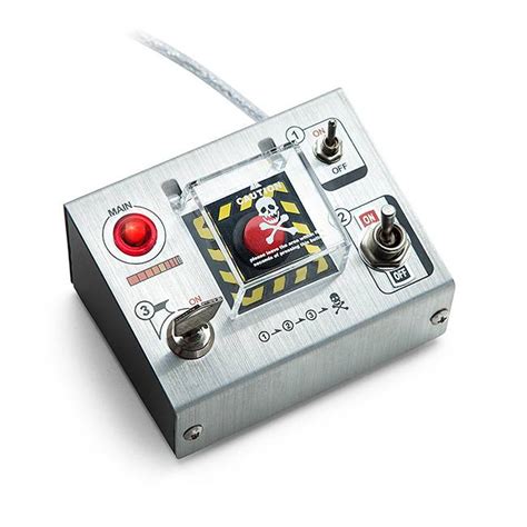Self Destruct Usb Hub Doomsday Device For Megalomaniacs Getdatgadget