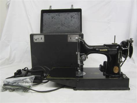 Singer Featherweight 221 Ef 156488 May 1949 Working Scroll Face Plate Schmalz Auctions