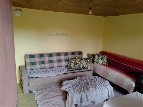 Продава къща в Капитан Андреево Едноетажна къща 80 кв м РЗП 2000 кв м двор Къщи Вили