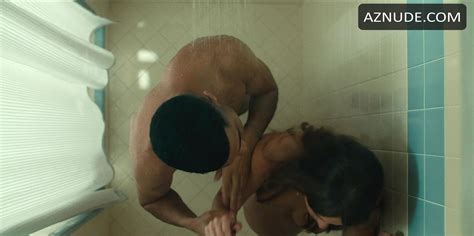 KALEY CUOCO Nude AZNude