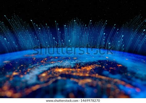 인터넷 비즈니스를 위한 통신 기술세계통신과 지구통신망nasa에서 스톡 사진지금 편집 1469978270