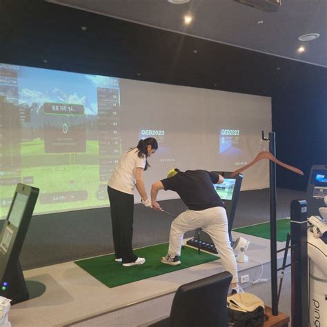 클럽하우스 의왕 골프연습장 골프를 어떻게하면 잘치냐는 사회자의 질문에 박세리는 묻습니다 레슨 받으세요 네이버 블로그