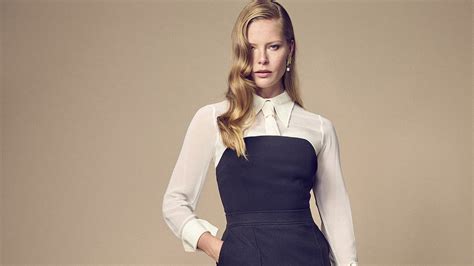 Sex Up Your Shirt With A Skirt Pair This Season S Tailoring With A Must Wear Maxi For An