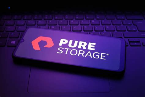 Pure Storage Reports Q2: Stock Soars, Analysts Revise Forecasts - Pure ...