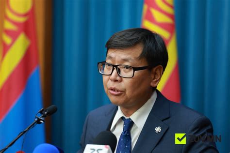 П Наранбаяр Багшийн мэргэжлээр сурч буй дөрөвдүгээр курсын оюутнуудыг дадлагажигч багшаар