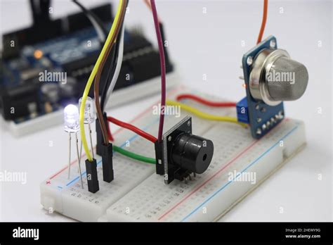 Breadboard Circuit Hi Res Stock Photography And Images Alamy