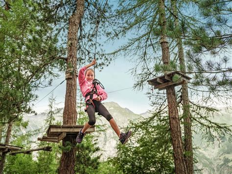 Robis Waldspielpark Als Familienausflugsziel Grächen