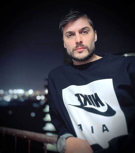 این پسر جذاب کراش نوظهور دختران عکس های واقعی و جذاب مصطفی سریال طوبی