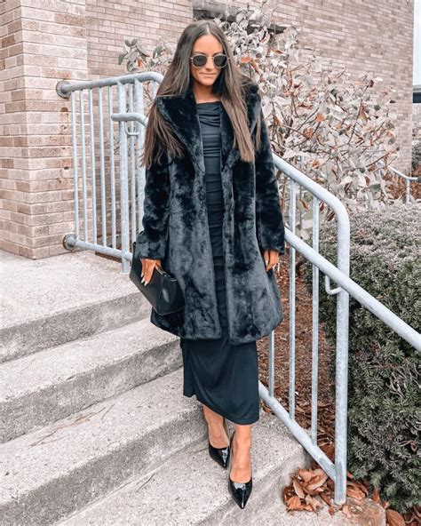 7 Chic Ways To Style Your Faux Fur Coat This Winter Emjacquelyn