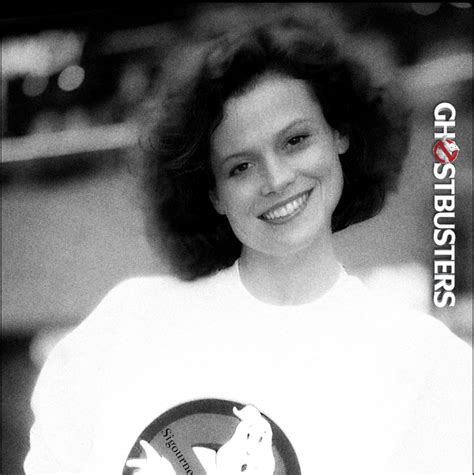 Sigourney Weaver Pagefan Added Sigourney Weaver Pagefan