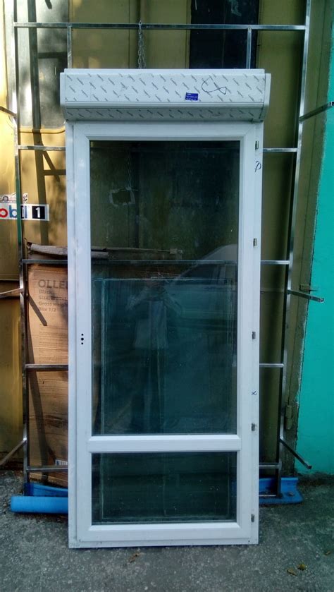 Французская дверь c ролетами открыванием во внутрь 945х2320мм и1510x2320мм.
