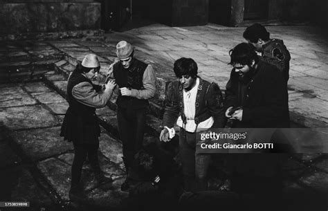 Giancarlo Giannini Sur Scène Dans La Pièce Roméo Et Juliette De