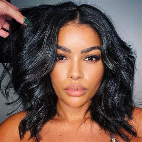 50 Gorgeous Medium Hairstyles Youll Want To Try Hair Adviser