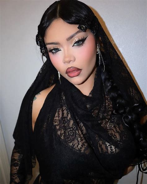 Stenie On Instagram 🖤 Dark Night 🖤🦢 Inspired By Billies Met Gala Look I Loved Her All Black