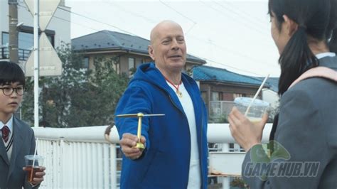 Doraemon Phiên Bản Live Action Của Tài Tử Bruce Willis Khiến Fan Cười