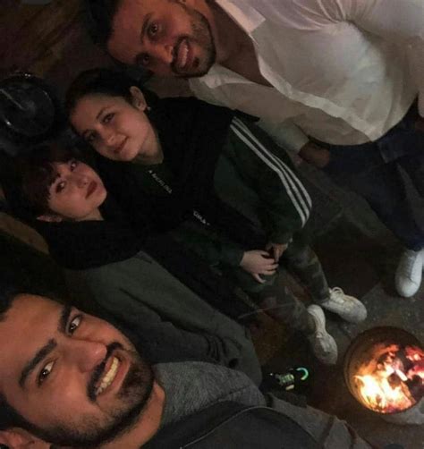 لایو جنجالی سارا و نیکا در اینستاگرام