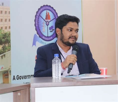 Unemployment Is A Word Thats All Too Familiar In India Especially For Engineering And Mba Grads