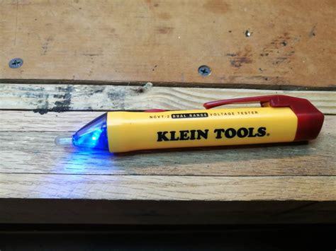 Klein Dual Range Voltage Tester Review Tools In Action Power Tool Reviews