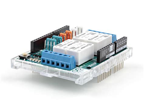 Arduino 4 Relays Shield Robotshop