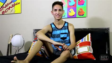 Interviewing Sexy Steven Steven Peters BabeFriendTV Com