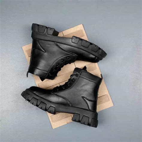 خرید و فروش پوتین دخترانه آنیسا مشکی