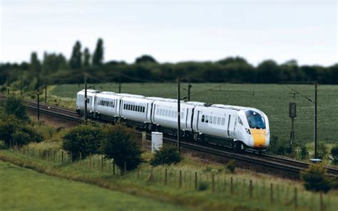 Uks First Intercity Battery Powered Train Sets New Standard For Green