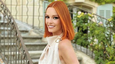 Maeva Coucke Topless Une Photo De Lancienne Miss France Fait Sensation