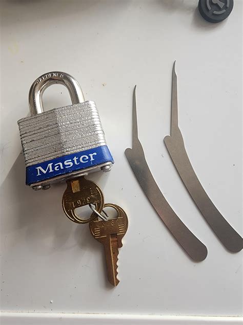 Master Switch R Lockpicking