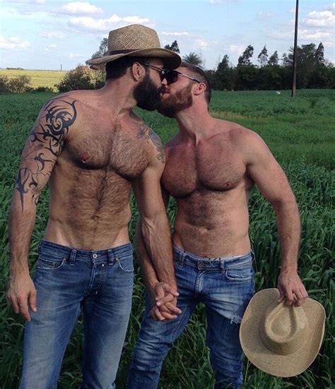 Photo Men Kissing Lpsg Photo Men Kissing Lpsg