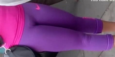 Checking Out Beach Pussies