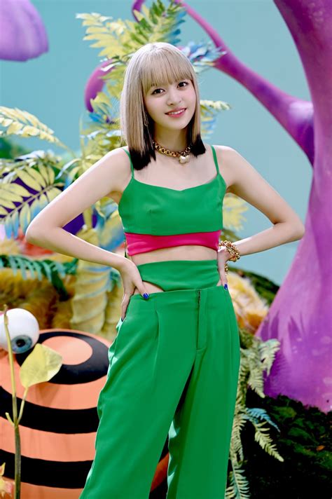 221026 Nmixx Twitter Update 2nd Single Dice Mv Behind Photo Lily