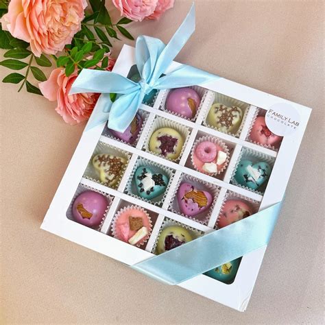 Конфеты ручной работы 16 шт Купить он лайн в интернет магазине цветов Цветариус Цена 2 500