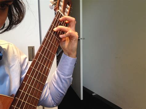 Classical Guitar Playing Posture Classical Guitar N Stuff