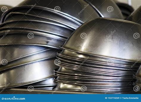Upside Down Stack Of Chef`s Stainless Steel Mixing Bowls Stock Image Image Of Stack Utensils