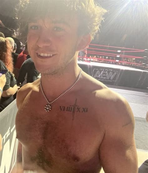 Hooks Whore On Tumblr