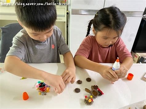 도토리 마을의 모자가게 웅진주니어 엄마표 가을 숲놀이 독후활동 자연물 책놀이 도토리 놀이 도토리 모자 만들기 네이버 블로그