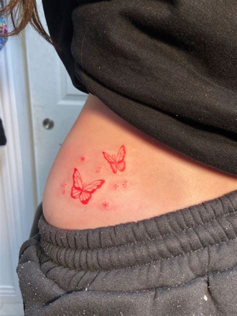 Tattoos Panosundaki Pin