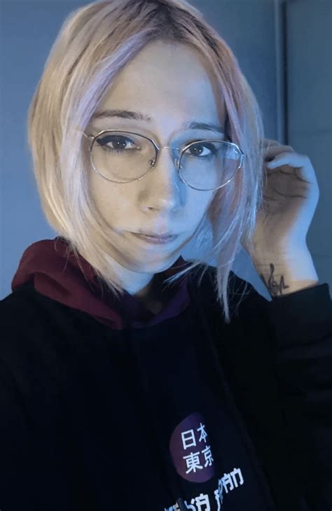 Do You Like Shy Cute And Fragile Trans Girls👉👈 Then We Have Something
