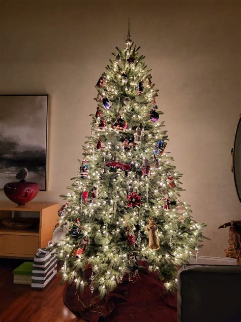 Solve Sisters Tree Jigsaw Puzzle Online With 99 Pieces