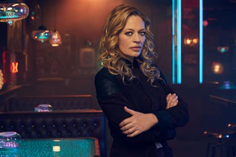 Download Seven Of Nine Jeri Ryan Tv Show Star Trek Picard Hd Wallpaper