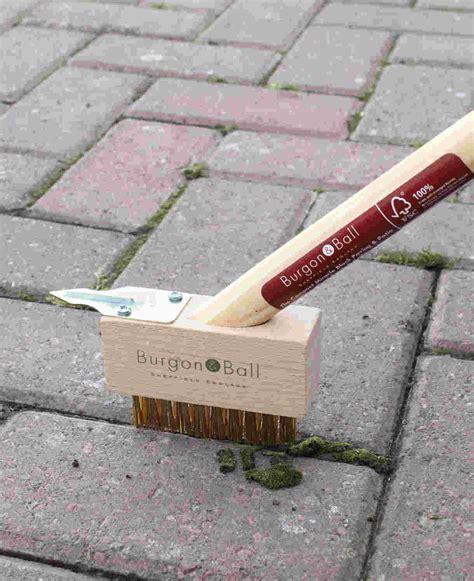 Burgon And Ball Miracle Block Paving Brush Hayloft