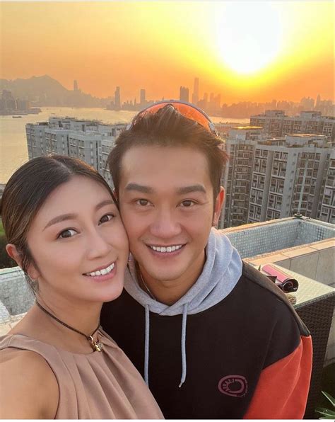 吳浩康與女歌手直播「打情罵俏」逐格睇！妻郭思琳發文：我會有咩感受？ 多倫多 加拿大中文新聞網 加拿大星島日報 Canada