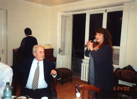 Iverieli ჯაბა იოსელიანი მეგობრებთან ერთად